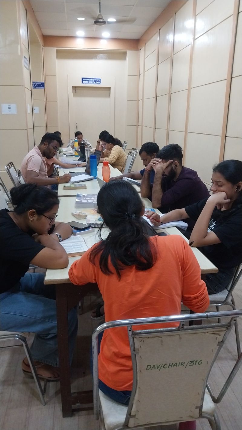 About Us Library – D.A.V PG College